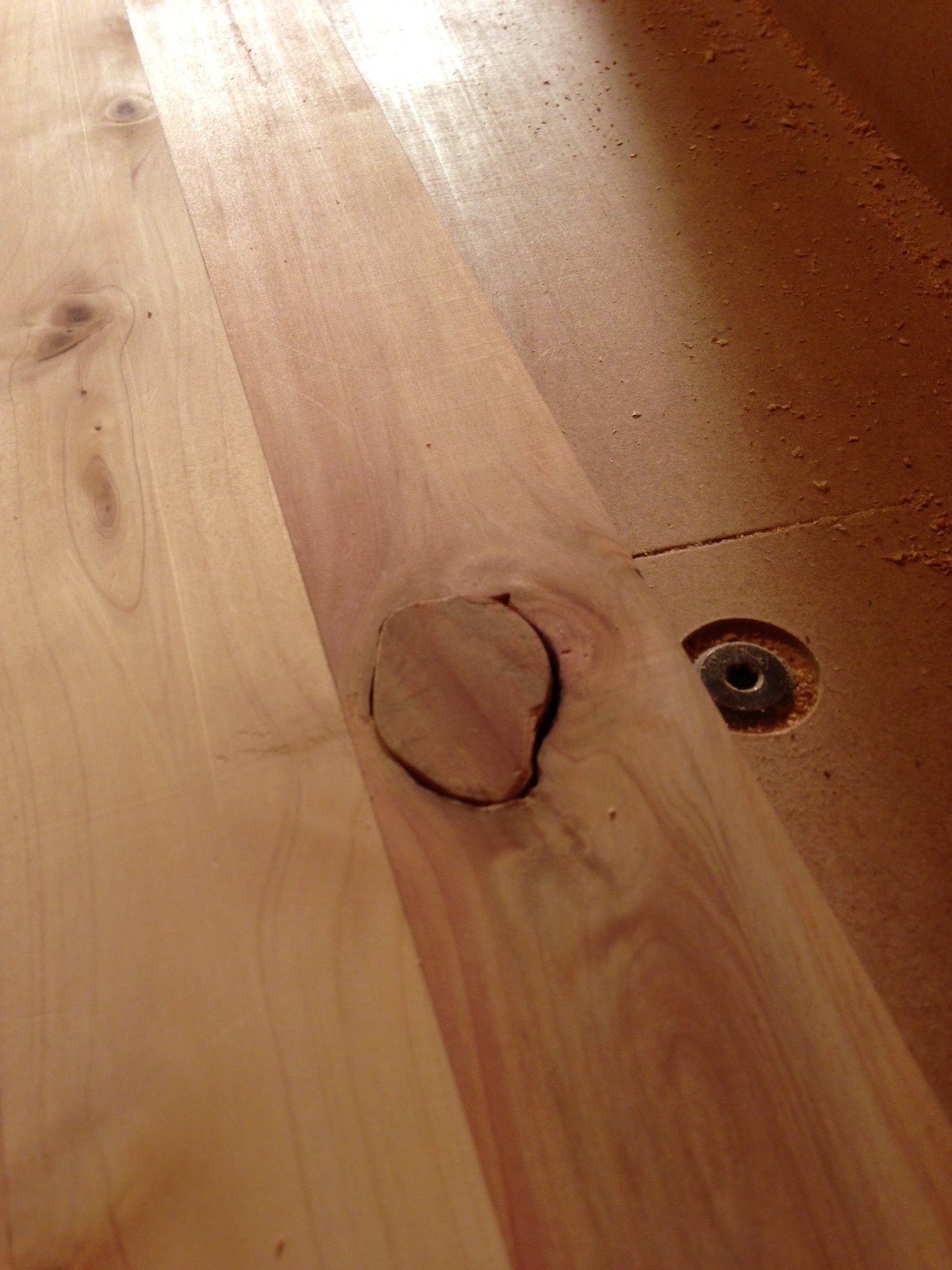 Repairing a loose knot | projectitis